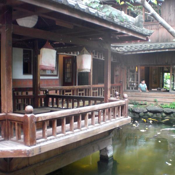 A stretch of Gongyi Road, Taichung | Shenzhen Noted